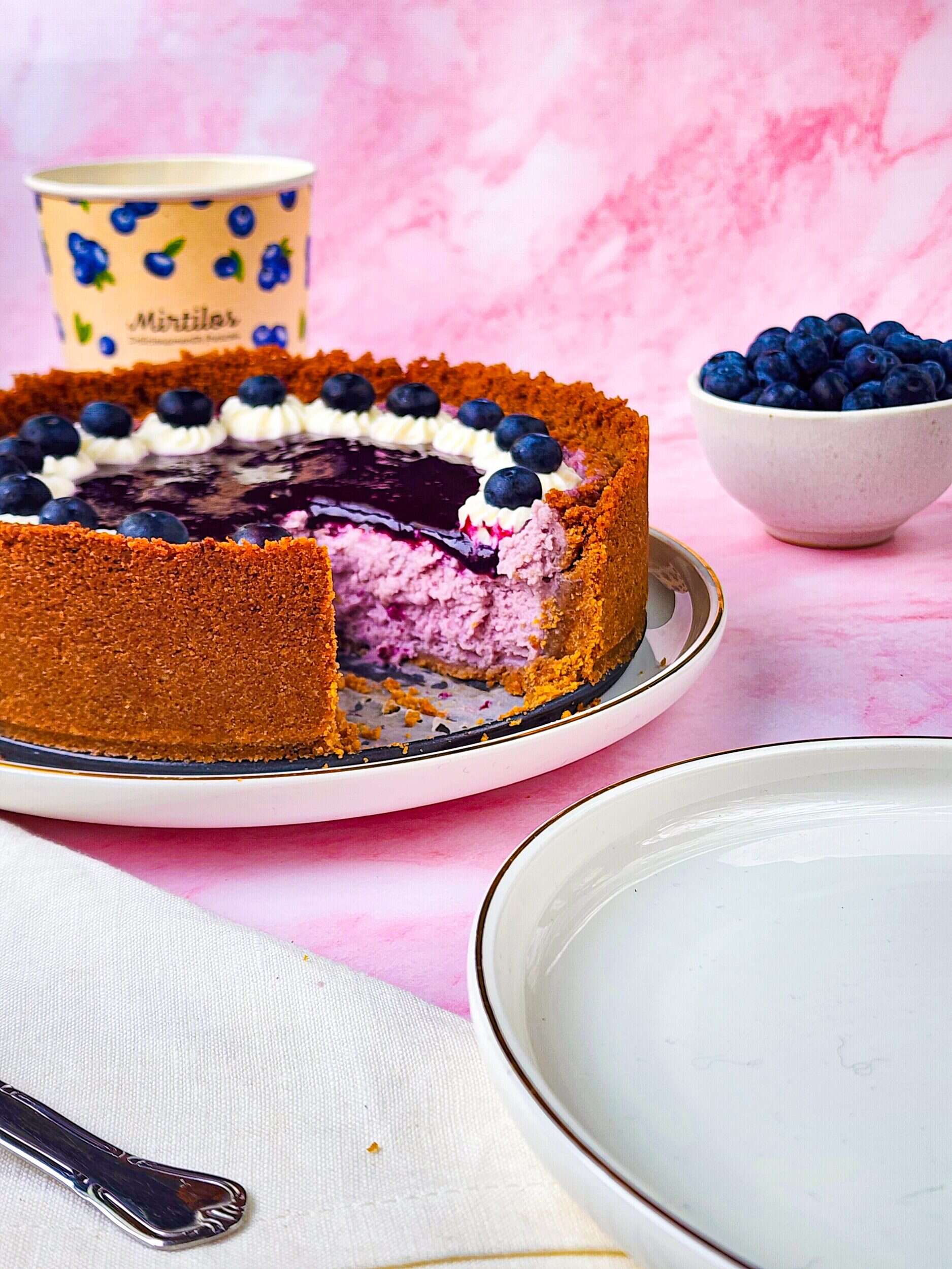 Blueberry Cheesecake - The Royal Sweet